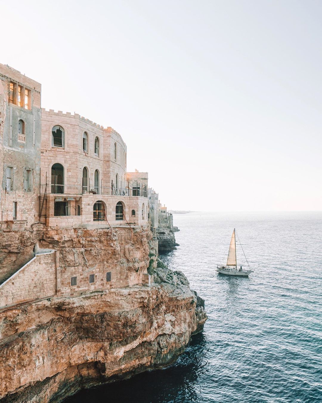 Weekend Vibes, Edition No. 162: New Dresses + Kinder Seas.