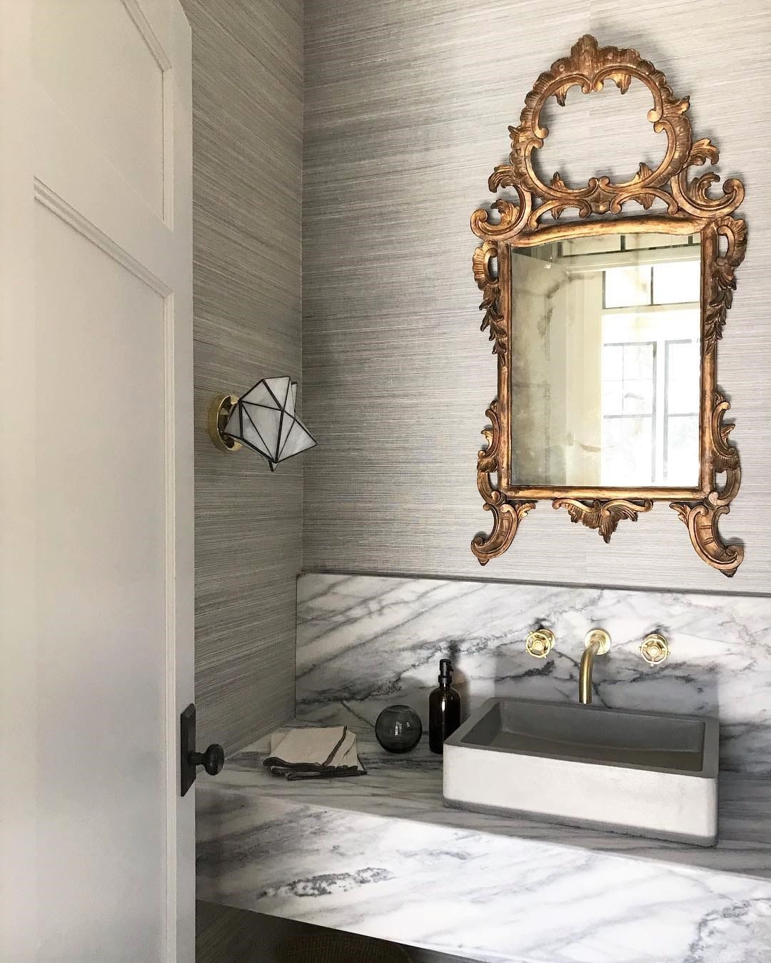 Weekend Vibes, Edition No. 167: A New Face Mask + Musings on Hand Shakes.