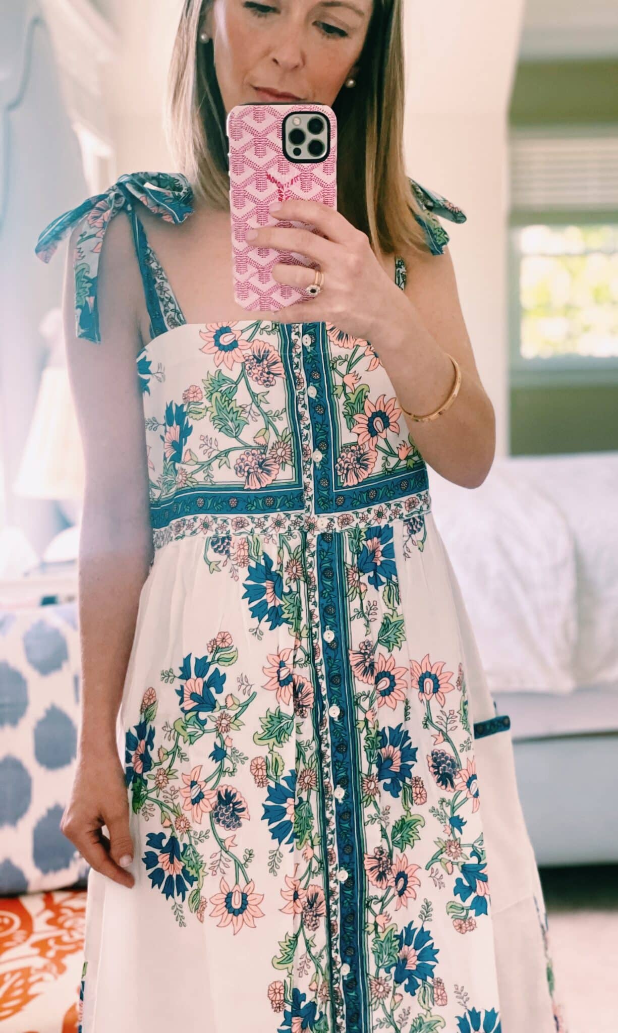 Pretty Spring Day Dresses.