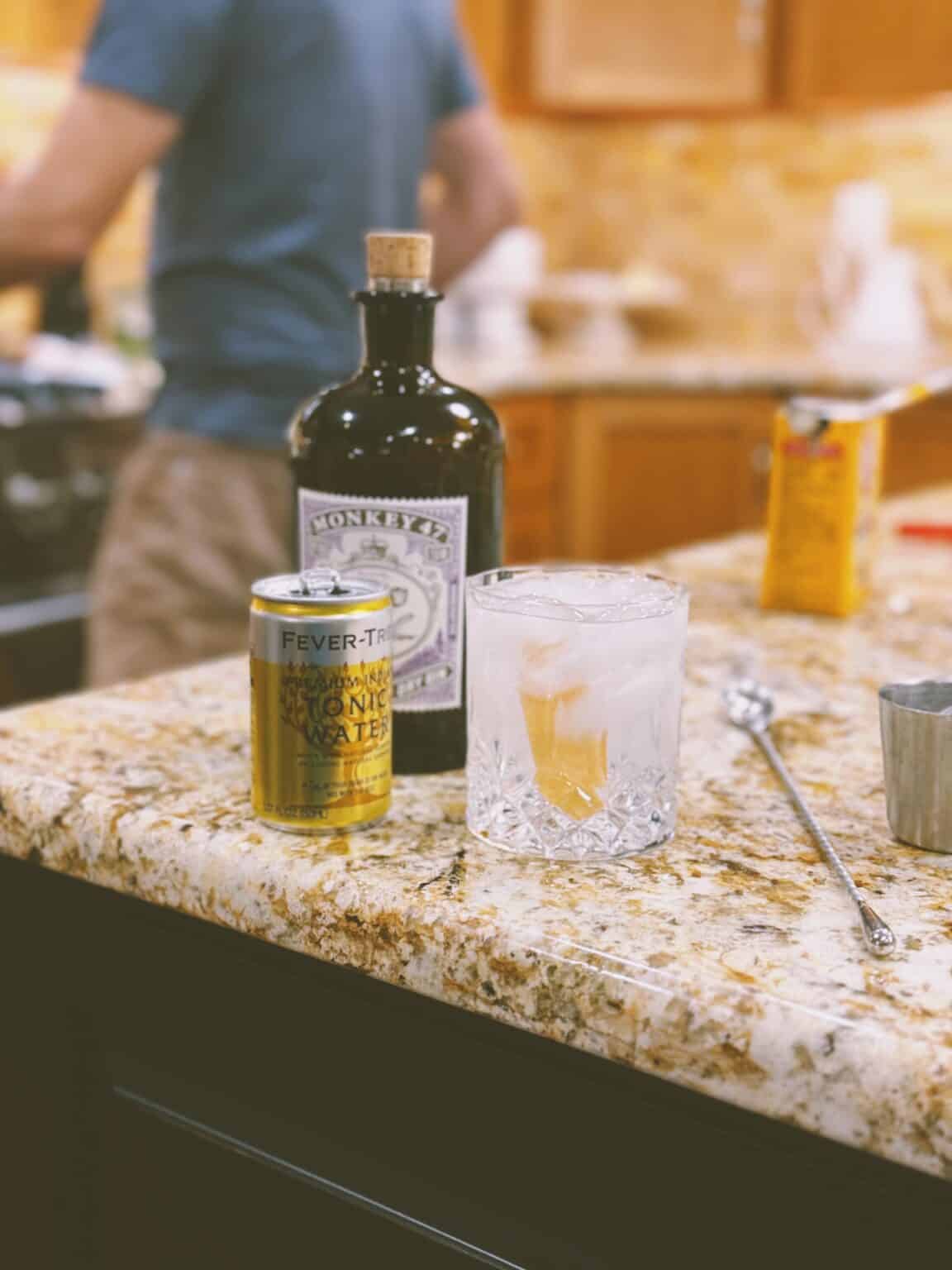 Jen's Weekend Drafts: Brie Larson in Peach, Inconvenient Love, + Monkey 47.